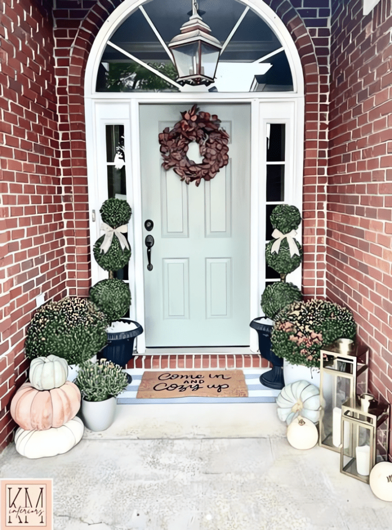 Cozy and Inviting Fall Front Porch Decor Ideas - Our Happy Corner